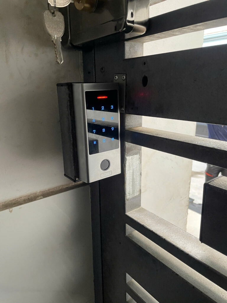 Lắp Đặt Khóa Vân Tay Quận Thủ Đức, TP.HCM – Chính Hãng, Uy Tín tại Việt ...